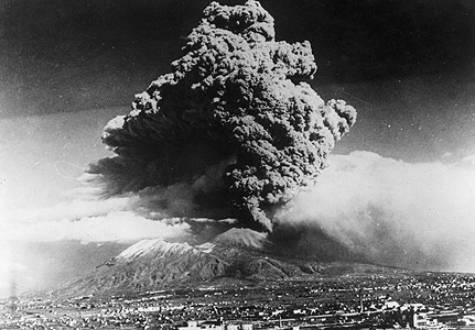 The Massive Eruption of Mount Vesuvius in 1944