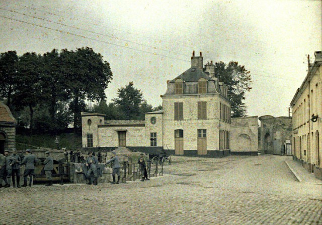 47 Amazing Color Images Of France During WWI