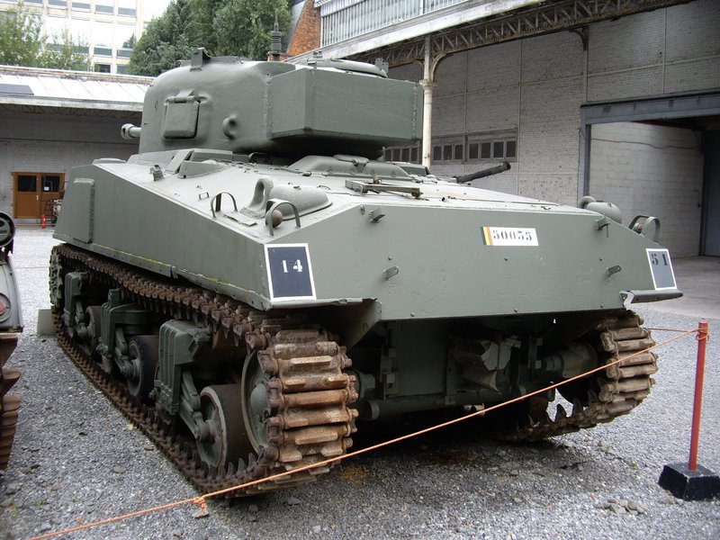 Sherman or Firefly? Here is a guide to the Sherman Firefly!!