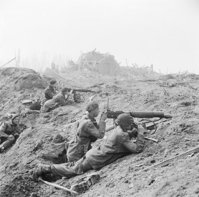 1945: Crossing the Rhine - In Pictures!