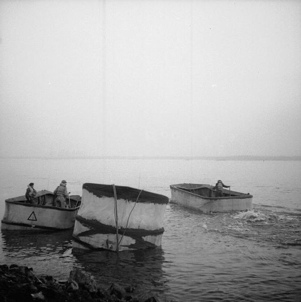 1945: Crossing the Rhine - In Pictures!