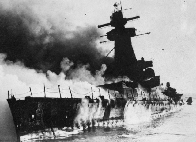 Pictures: Life and Death of the German Heavy Cruiser Admiral Graf Spee