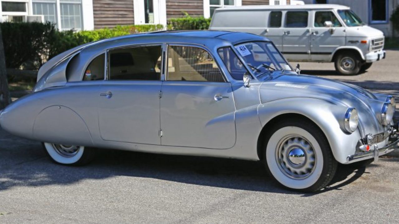 Volkswagen celebrates the 75th anniversary of Beetle production ...