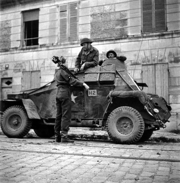 The Canadians in Normandy - 19 Pictures You May Not Have Seen Before