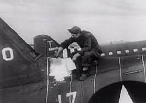 D-Day Invasion Stripes In 35 Stunning Images