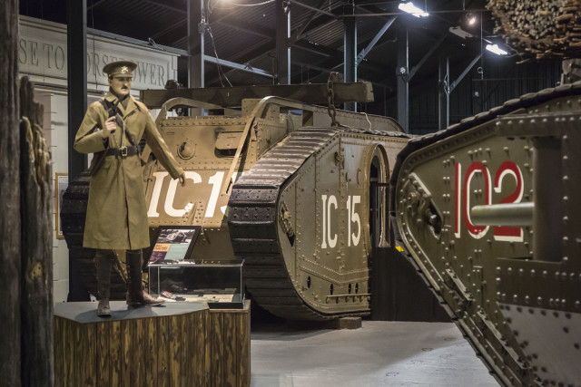 Tank Men - The Story Of The First Crews