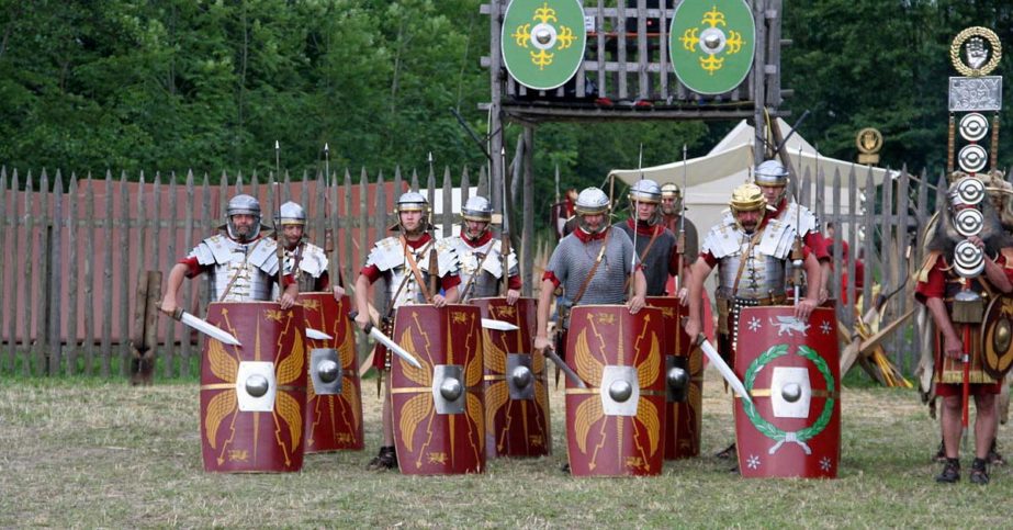 3 Key Phases in the History of the Roman Army