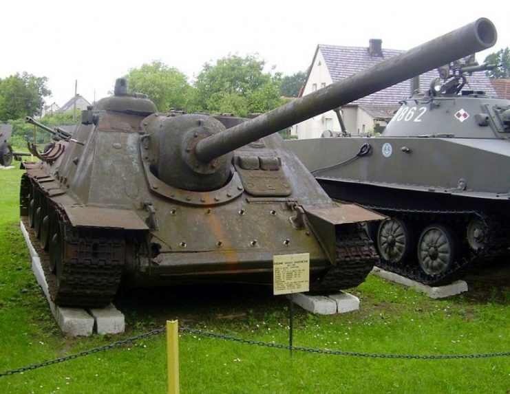 How to Stop a Tiger in 25 Photos - The Soviet SU-85 Tank Destroyer