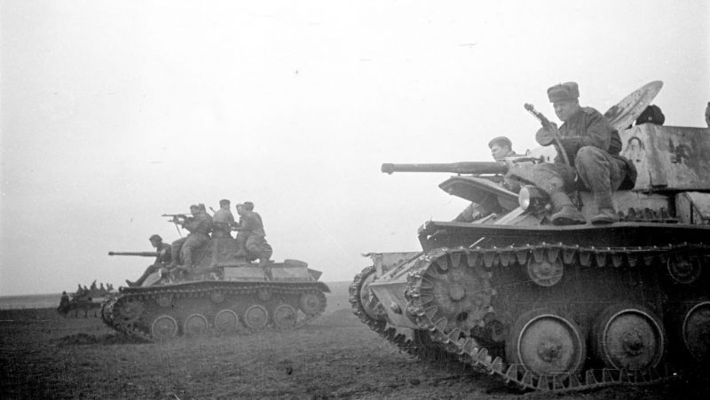 10 Soviet Tanks of World War Two - The Good, the Bad, and the BEASTLY