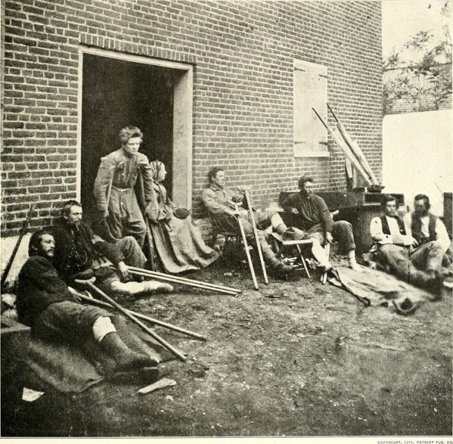 “Glowing” Wounds: Why Civil War Soldiers Had Injuries That Shone