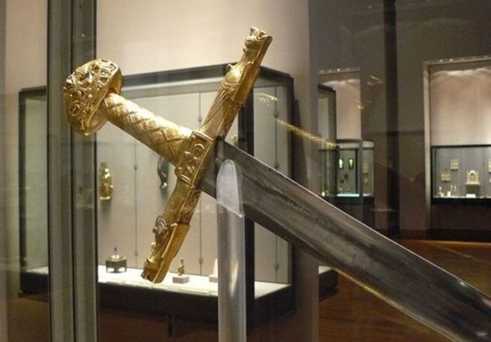 The Mystery of Medieval Weapons & Armor - Where Did It All Go?