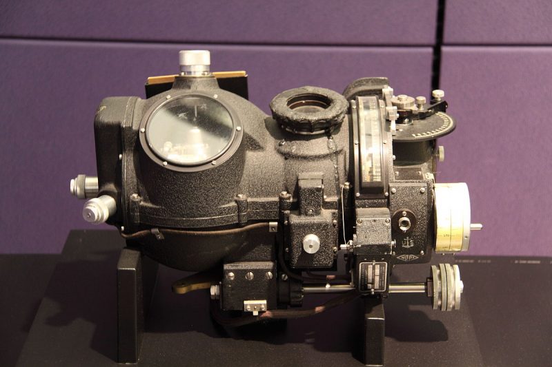 Amazing Innovation or Billion Dollar Blunder? The Norden Bombsight