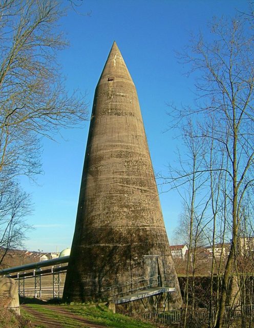 Bunkers of all Shapes and Sizes in 32 Images