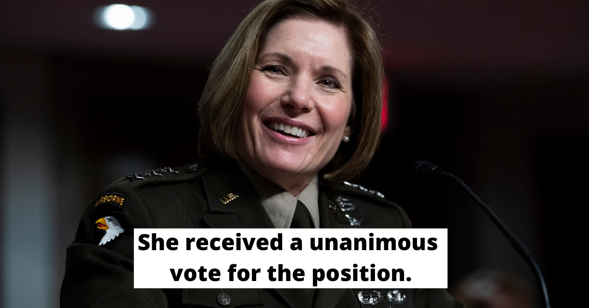 Army Lieutenant General Receives Fourth Star And Becomes Second Female ...