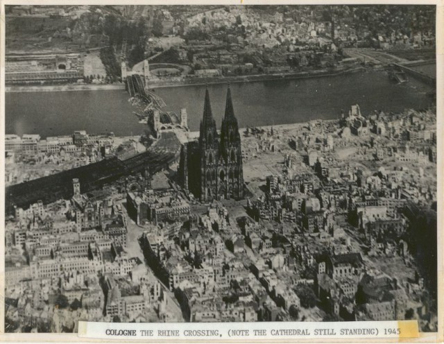 Haunting Photos - The Bombed Out Ruins of Cologne In WWII | War History ...