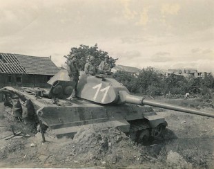 36 images of destroyed Panzers and Shermans | War History Online