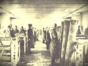 A Look Inside Ravensbruck, the Nazis' Death Camp for Women | War ...