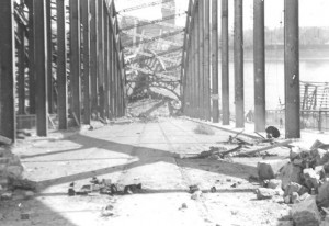 Haunting Photos - The Bombed Out Ruins of Cologne In WWII | War History ...