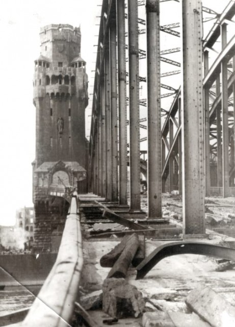 21 Sad Images Of Bombed Out Cologne - You Wouldn't Have Seen Many Of ...