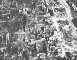 Haunting Photos - The Bombed Out Ruins of Cologne In WWII | War History ...