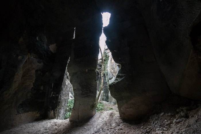 MIND BLOWING: An abandoned WW1 underground hospital - Carriere Suzanne ...