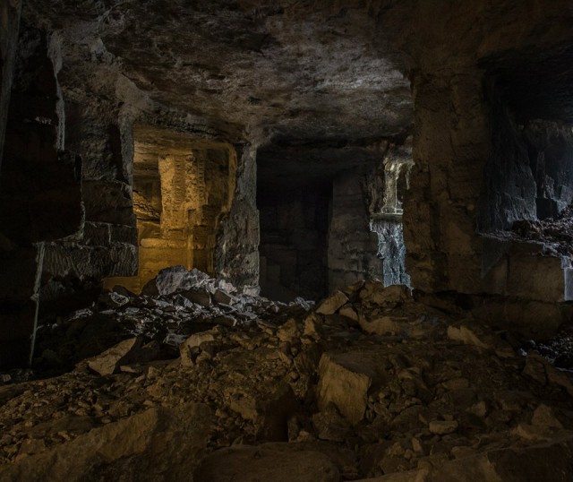 MIND BLOWING: An abandoned WW1 underground hospital - Carriere Suzanne ...