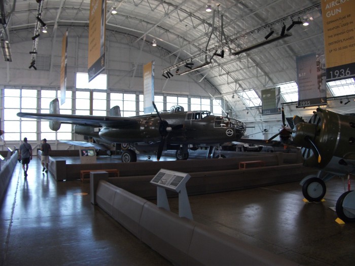 Inside Microsoft Mogul Paul Allen's Multi-Million Dollar WWII Airplane ...