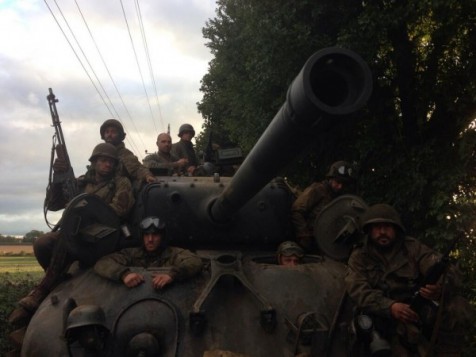 A ton of pictures from behind the scenes of the Fury film set | War ...