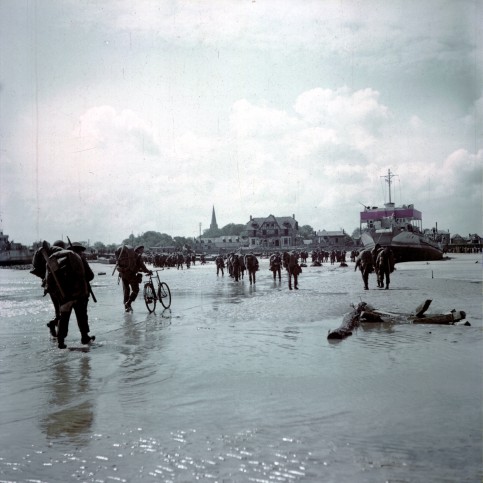 The Canadians in Normandy - in COLOUR! | War History Online