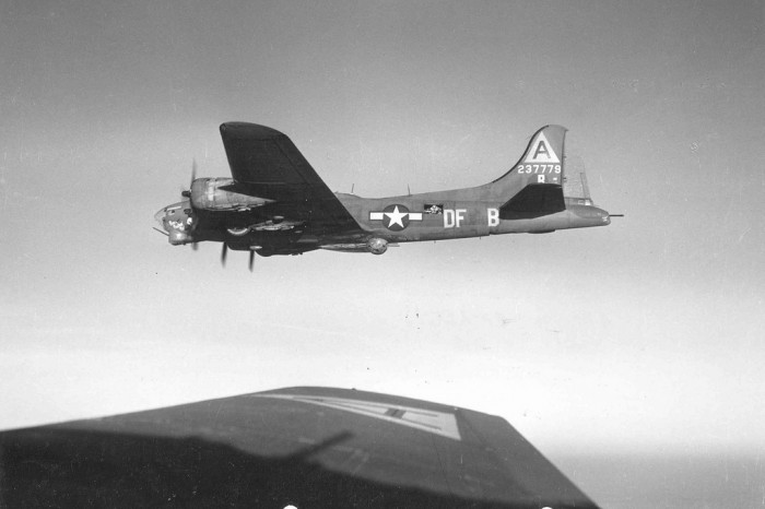 The Mighty Eigth - B-17 Flying Fortress in Formation | War History Online