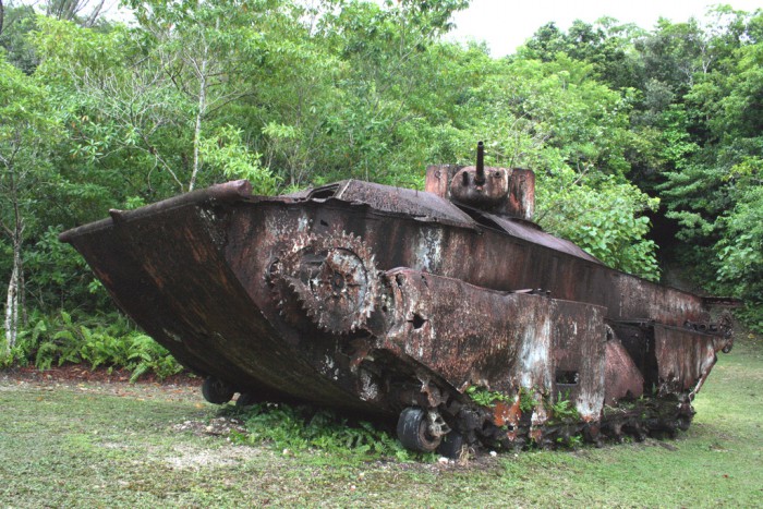 Pacific Tank Wrecks - 12 Amazing Images of Pacific Battle Relics