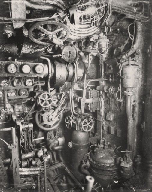 AMAZING IMAGES: The sinking and raising of U-Boat 110 - rare glimpse ...