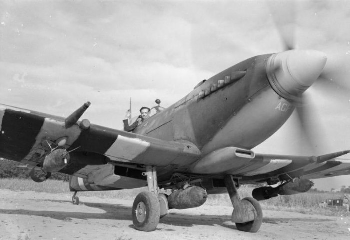 D-Day Invasion Stripes In 35 Stunning Images | War History Online