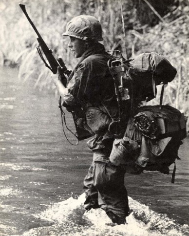 33 sad, lonely and tough images from the Vietnam war | War History Online