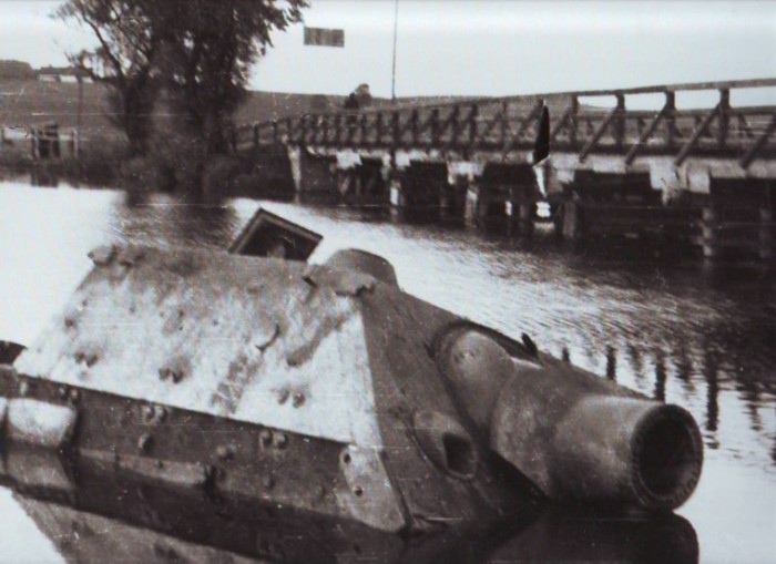 The Sturmtiger - Massive WW2 Tank With 380mm Rocket Launcher (Watch ...