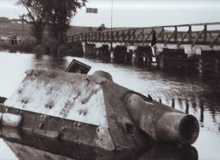 The Sturmtiger – Massive WW2 Tank With 380mm Rocket Launcher | Vidan.org