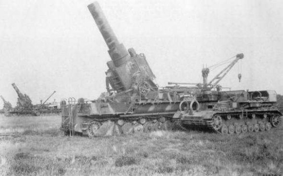 The MASSIVE 60cm German Siege Mortar Karl