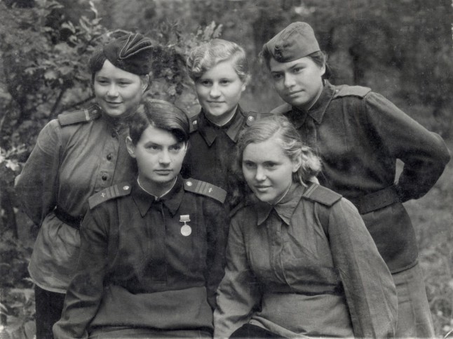 Fearless and Deadly - The Dedicated Young Women Who Fought For Russia ...