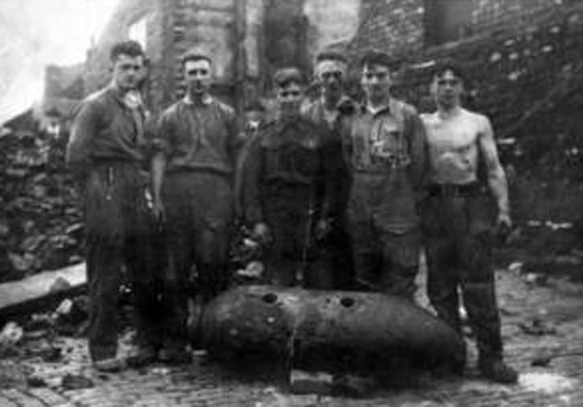 Bomb Disposal Squads - The Forgotten Heroes Of The Blitz | War History ...
