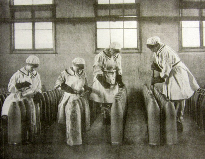 Canary Girls - Women Munition Workers In WWI Turned Yellow And Gave ...