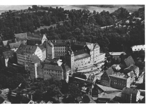 Colditz Castle: PoW's Found The Wine Cellar, Drank The Lot & Refilled ...
