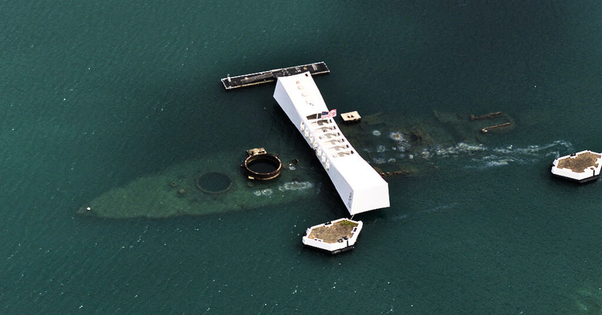 The Touching Ceremonies That Allowed USS Arizona (BB-39) Survivors to ...