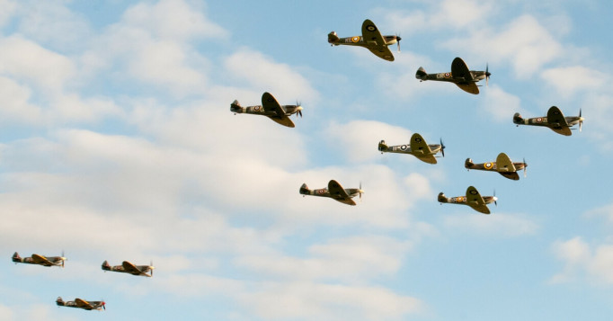These 17 Spitfires In Formation Will Knock Your Socks Off! (Watch ...