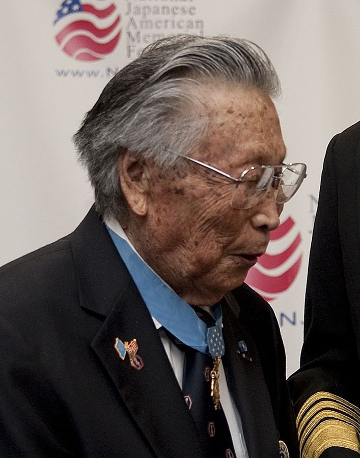 When He Was Awarded the Medal of Honor For Bravery, The US Locked His ...