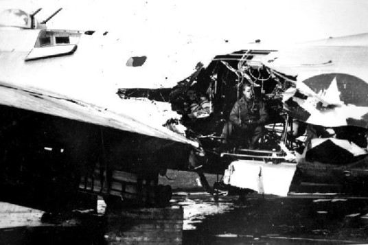17 Images of Damaged B-17 Bombers That Miraculously Made It Home | War ...