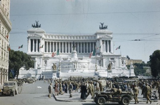 June 1944 - Rome Falls To The Allies In The Second World War | War ...