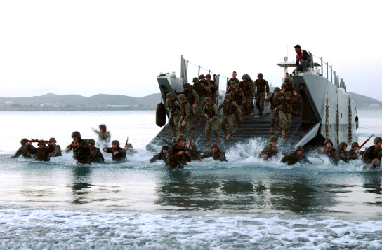 5 of the Largest Amphibious Invasions in Modern History | War History ...