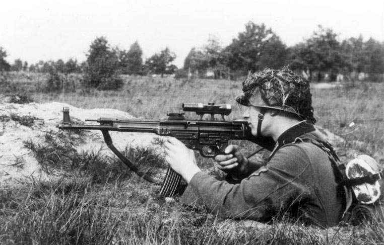 Top 10: Best infantry weapons of WWII? Tell us what YOU think! | War ...