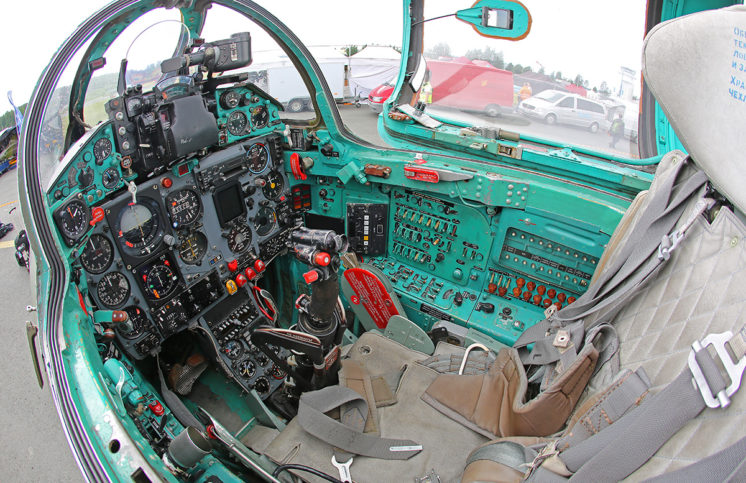 MiG-21 Fishbed In Stunning Pictures During the Tour-de-Sky 2016 | War ...