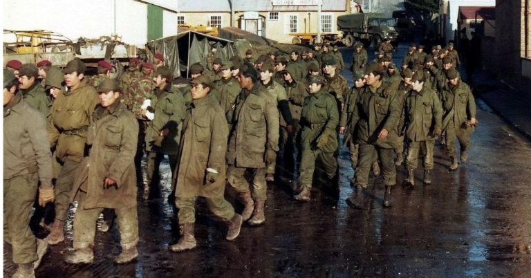 In Their Own Words - Remembering the Falkland Islands War | War History ...